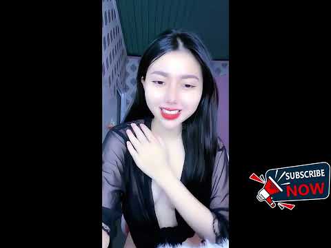 Bigo no bra 🍑🍒🫦💦裸で踊る女の子。 #live #bigolive #bigo #periscope #nobra