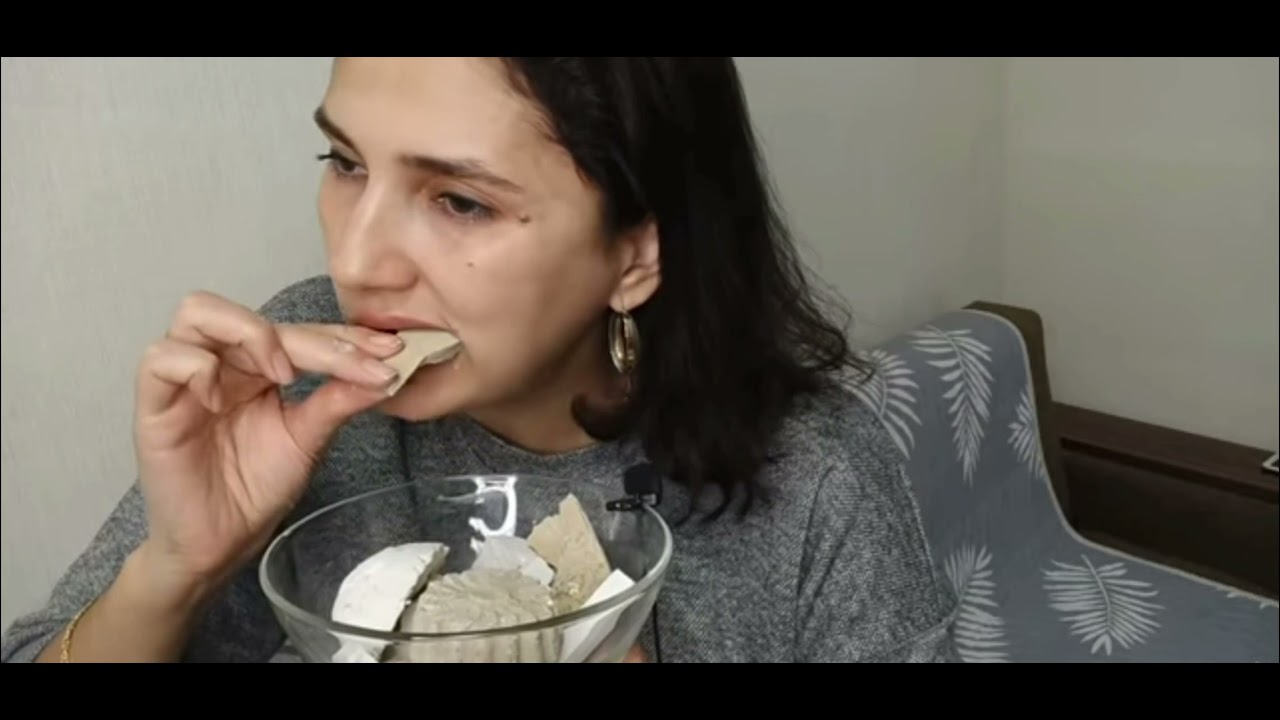 marta riva eating chalk, clay, turkistan clay, wet clay !! marta riva ...