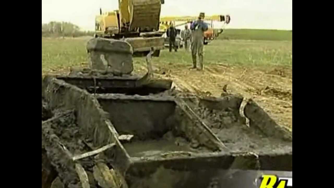 Russian T-60 Tank Recovered From a Swamp - YouTube