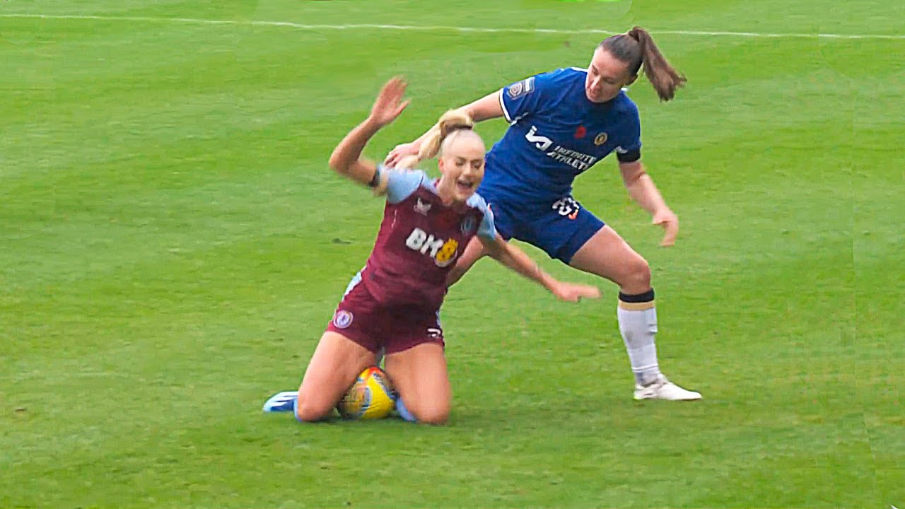 Alisha Lehmann was KNEELING vs Chelsea 2023 - YouTube