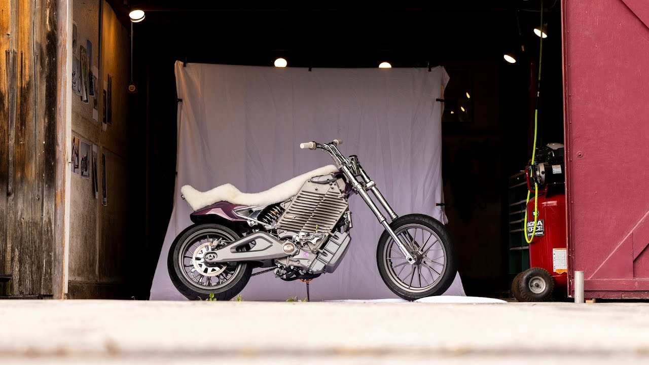 Furholland: The First Custom Electric Cruiser - YouTube