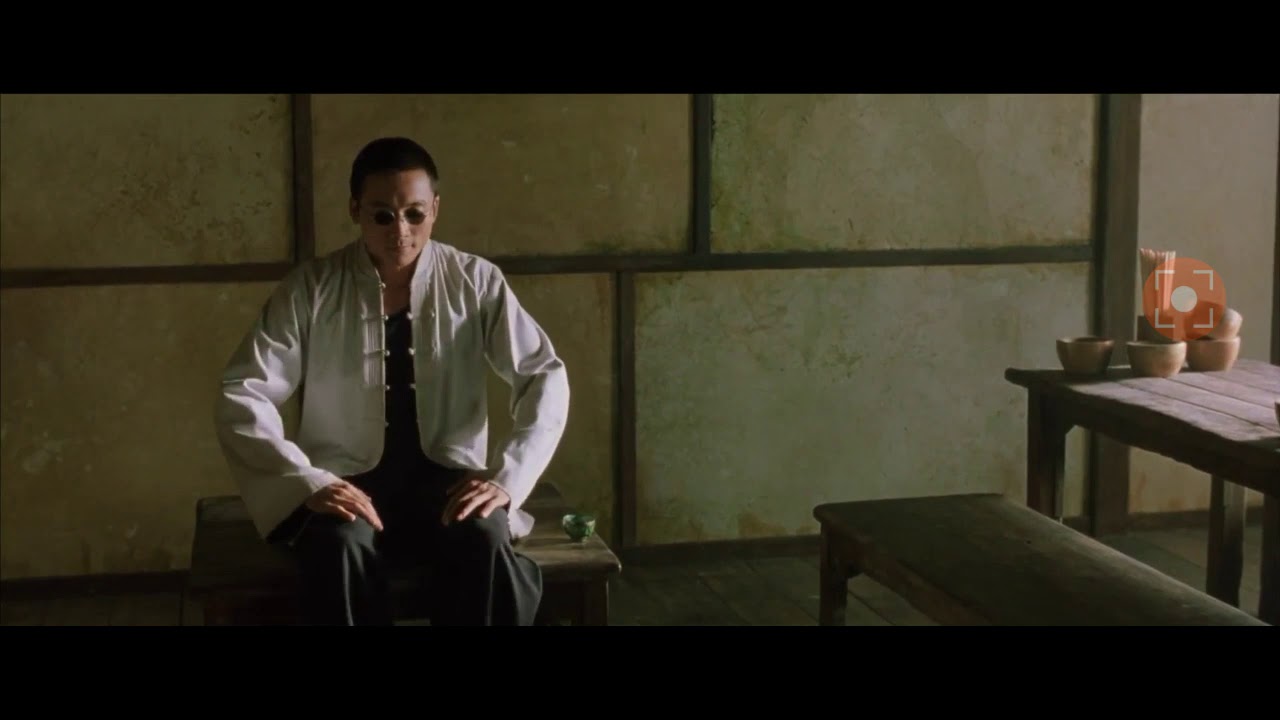 The Matrix Reloaded - Neo vs Seraph - YouTube