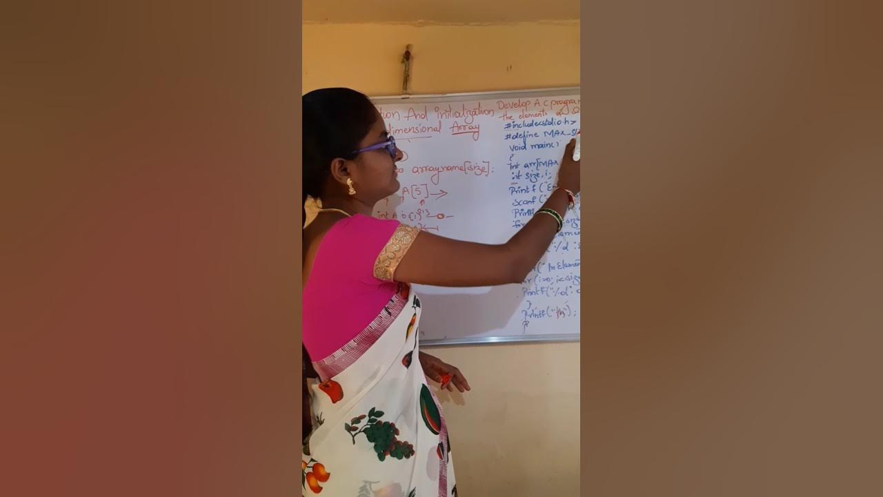 declaration and initialization of one dimensional array in c programming in English ||ecet/gate ...