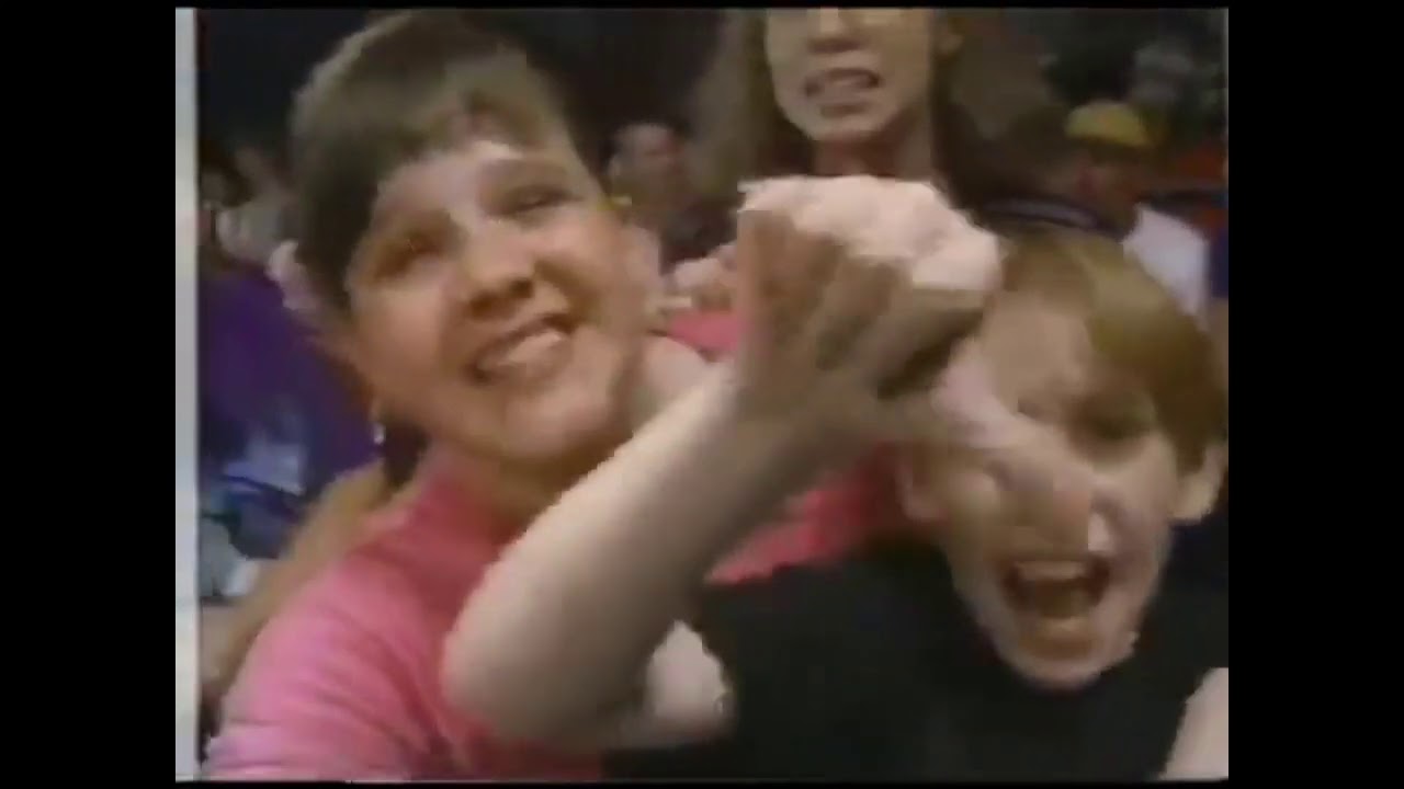 The Barrio Brothers vs Jobber Mike Davis & Larry Santo WCW Prime 1995 ...