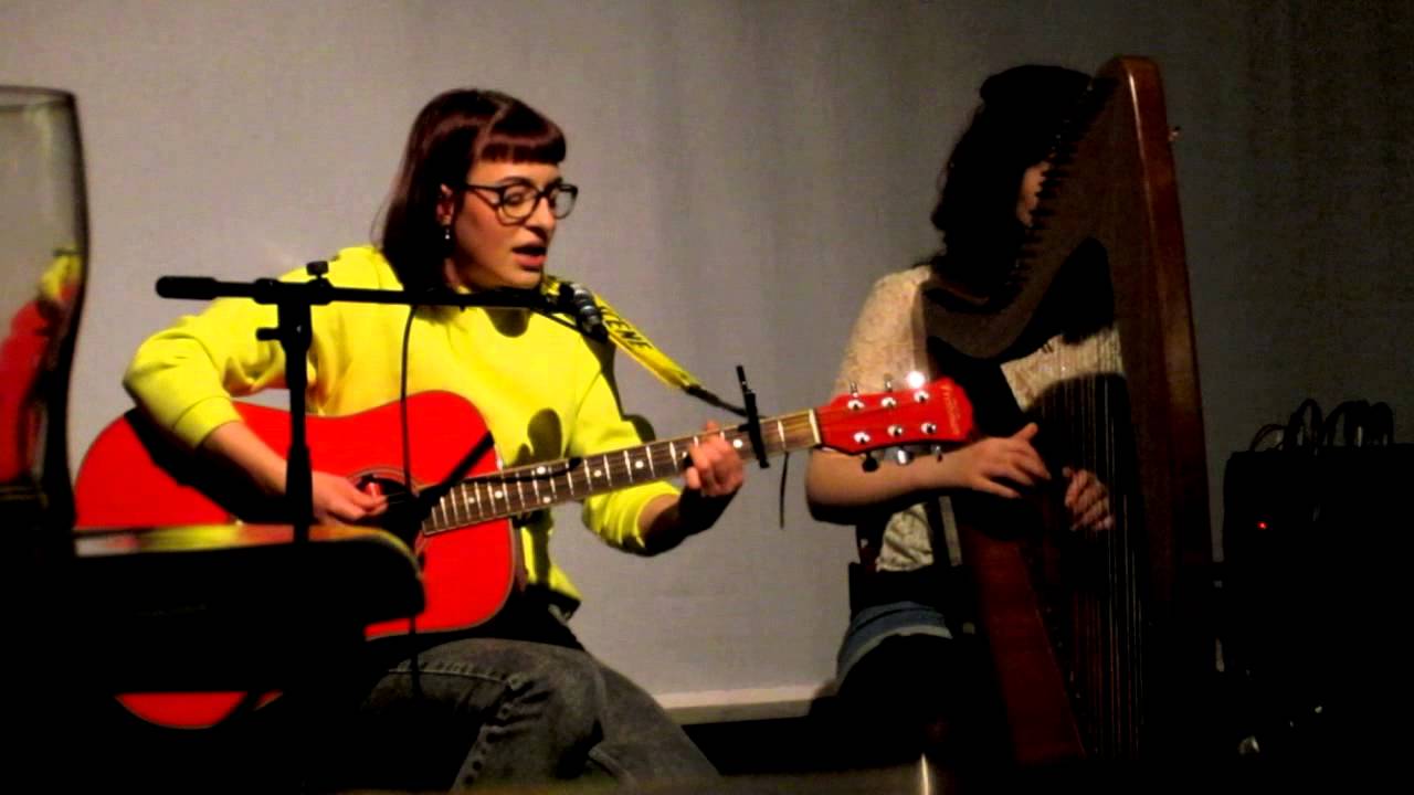 Alice Ostapjuk & Grainne Meyer - War Cry - The Woolpack, York, 17/4/14 ...
