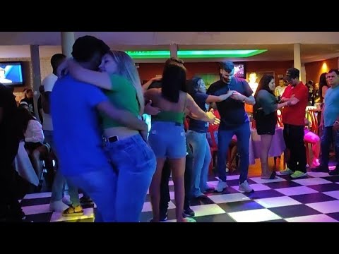 Linda cigana -  Trio cigano ( Xote)