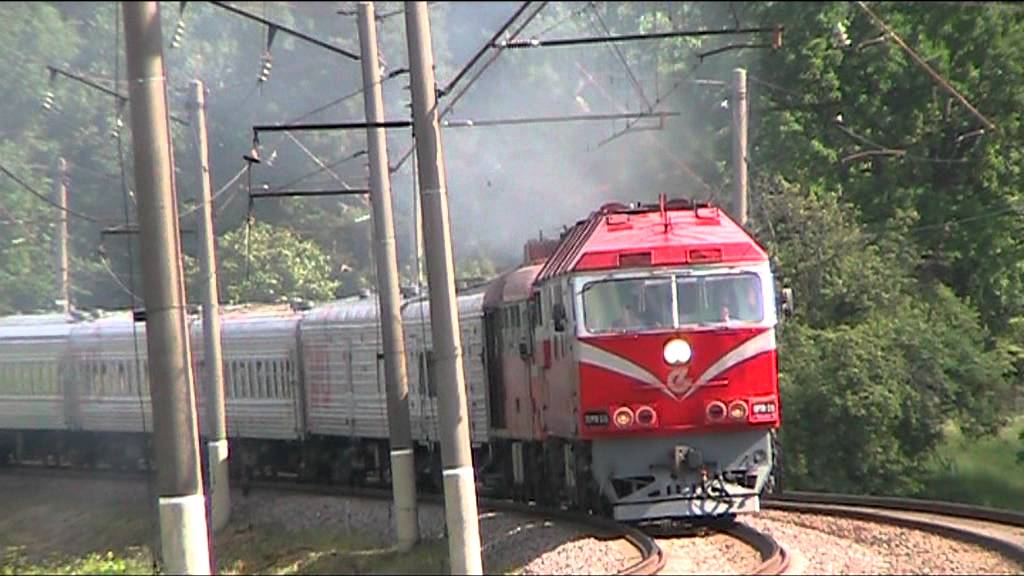 Тепловозы ТЭП70-0335 и ТЭП60-0926 / Locomotives TEP70-0335 and TEP60 ...