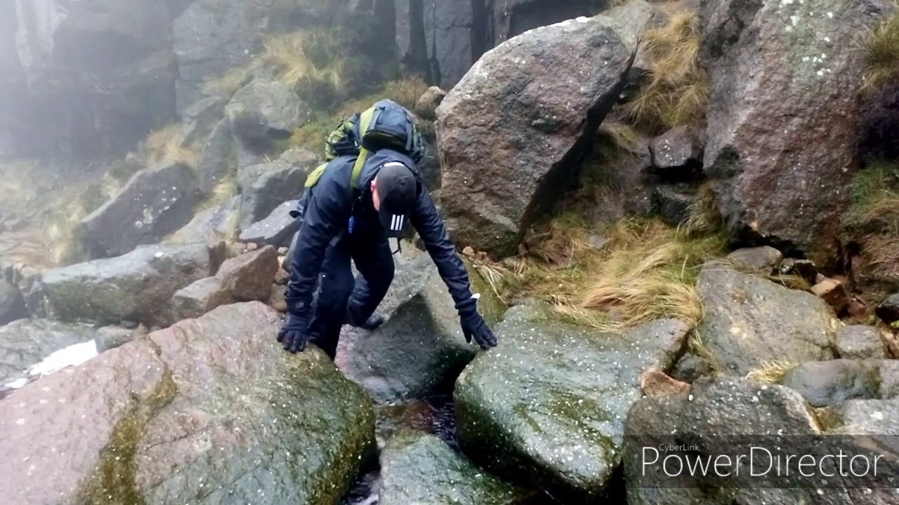 Grindsbrook Clough Scramble (right side exit) Kinder Scout (Whiteout ...