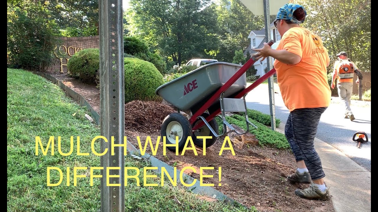 New mulch can make a huge difference! 4 Yard mulch project! - YouTube