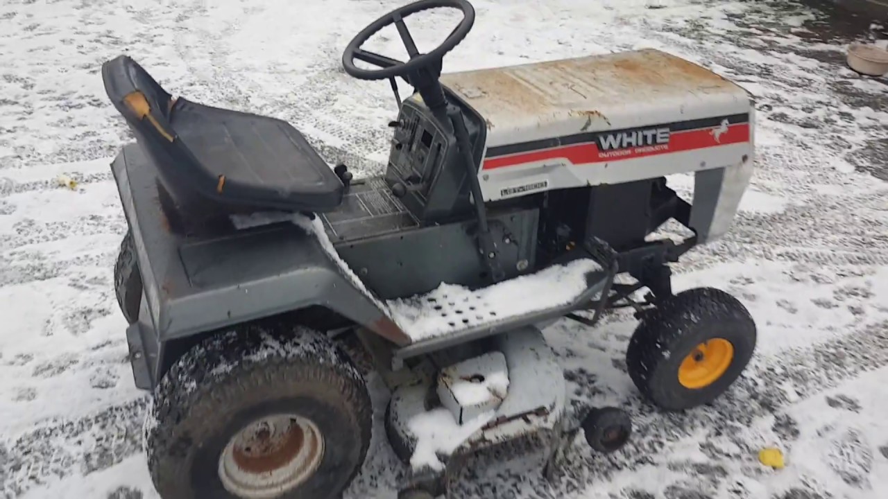 Traktorek kosiarka MTD White 18km. - YouTube