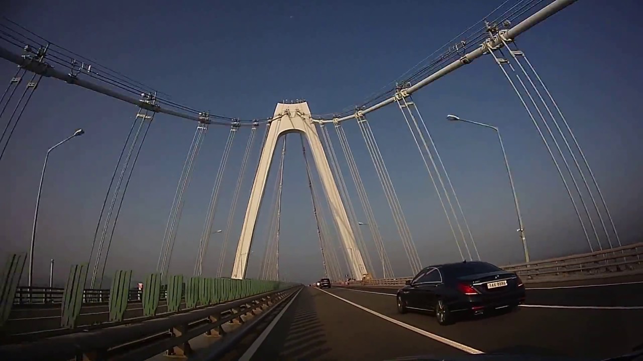 Korea HanGang River Bridge. InCheon YeongJong DaeGyo Bridge by car (E ...