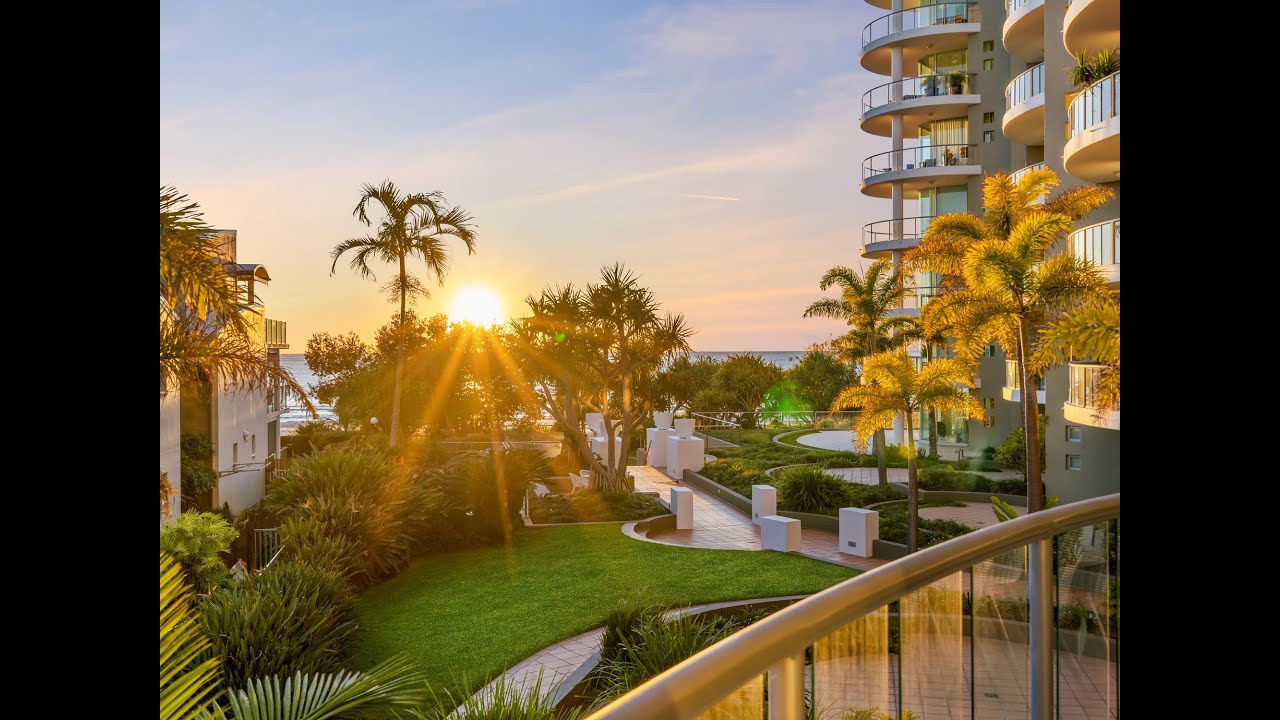 Tracy Tomars Proudly Presents 206/1Twenty First Ave, Palm Beach "Palm ...