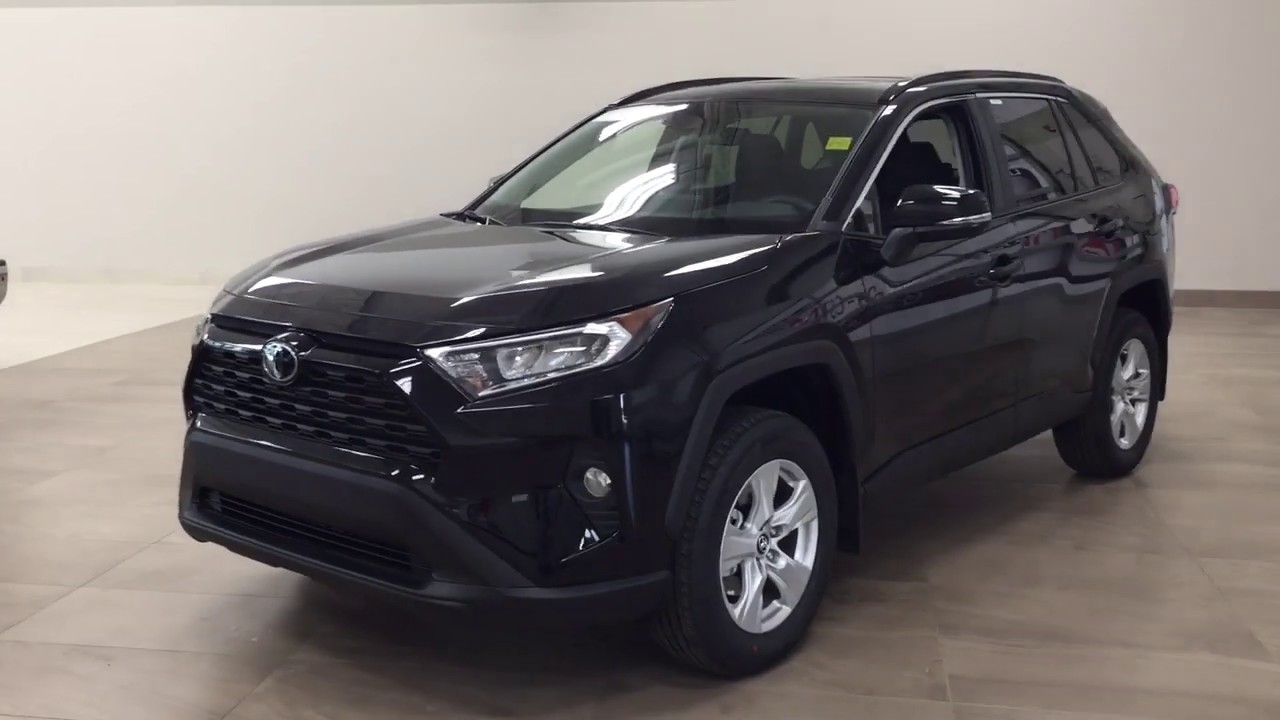 2019 Toyota RAV4 XLE AWD Review - YouTube