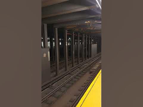 Manhattan Bound R179 C train entering and leaving Shepherd Avenue - YouTube