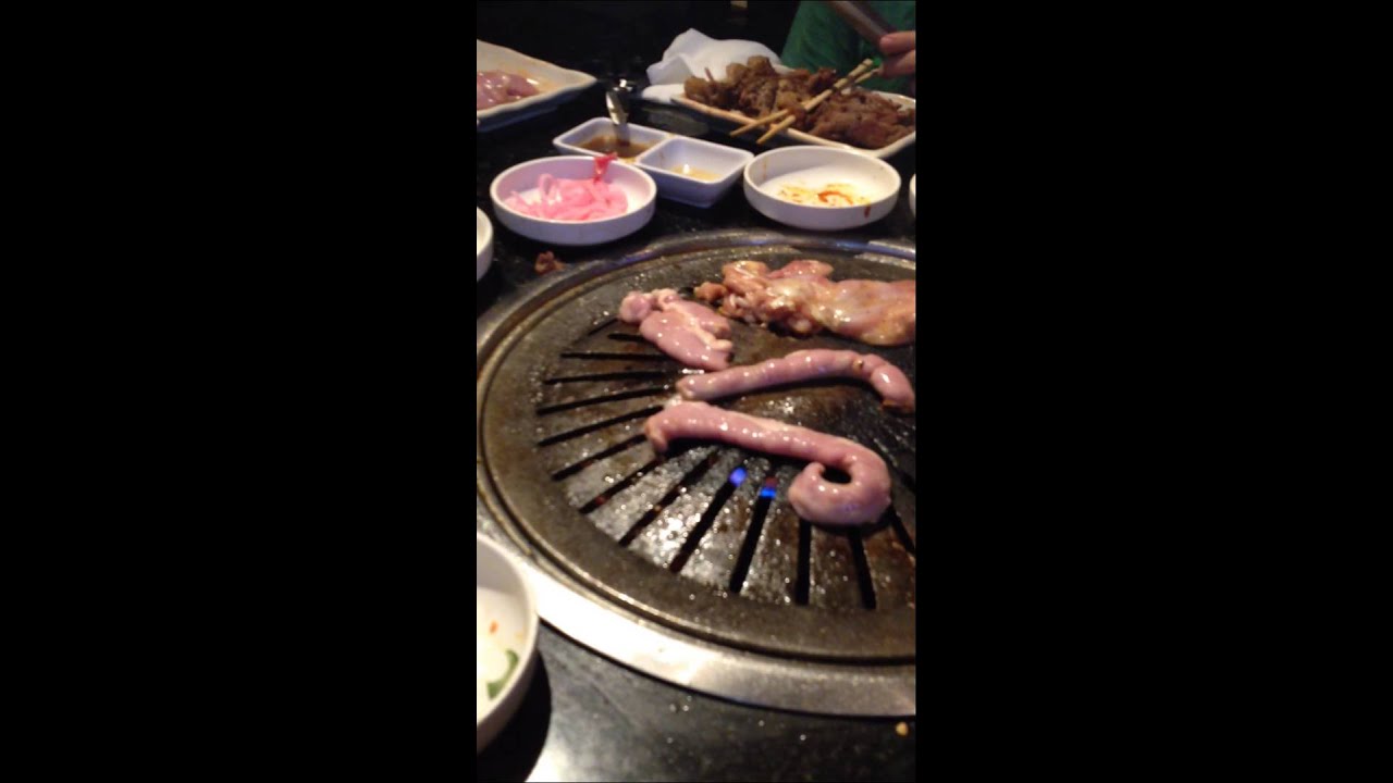 Korean BBQ - Veal Small Intestines - YouTube