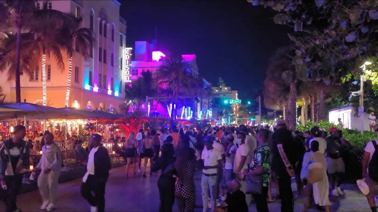 Miami Beach Spring Break 2021 (8 P.M Curfew Enforced ) - YouTube