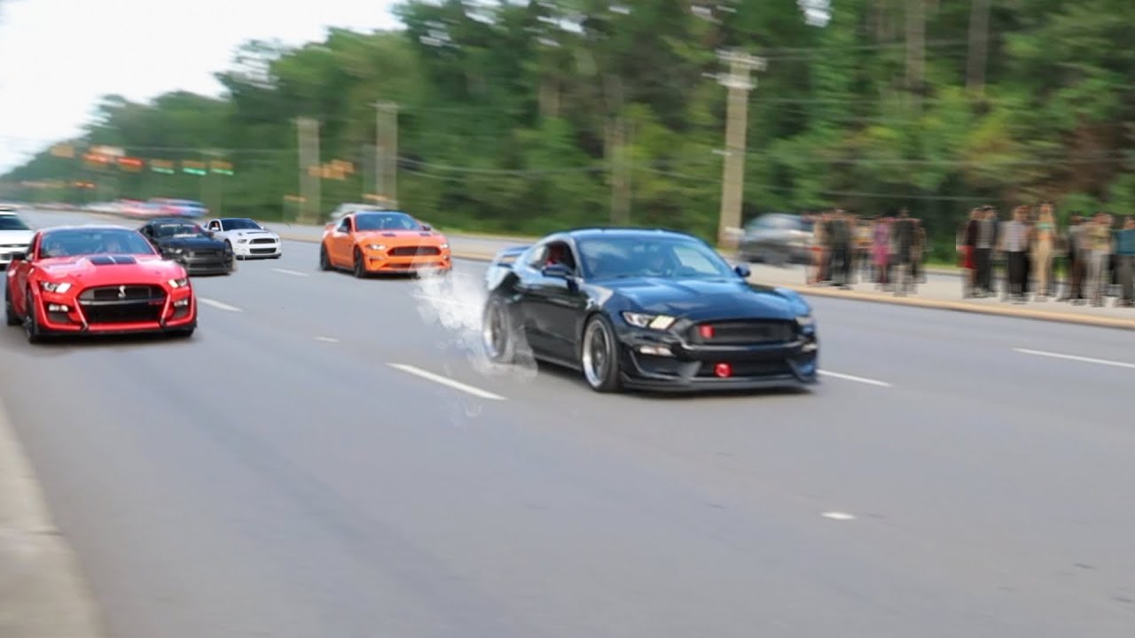 MUSTANGS GO WILD AT THE CAR MEET! - YouTube