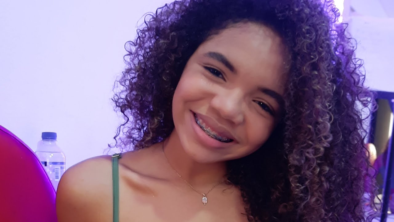Alexandra Luque Villa canta No puede olvidarte - YouTube