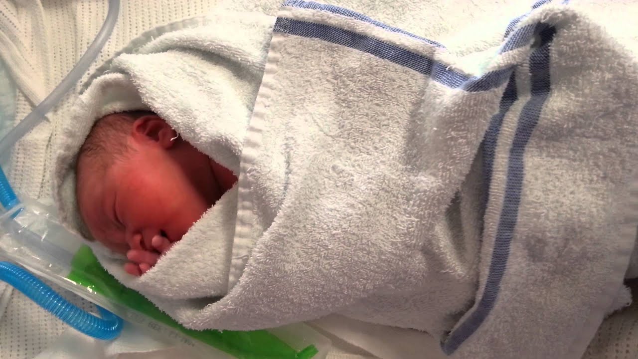 Baby Teddy. 9lb 7oz, born @ 09:34hrs 8th May 2013 - YouTube