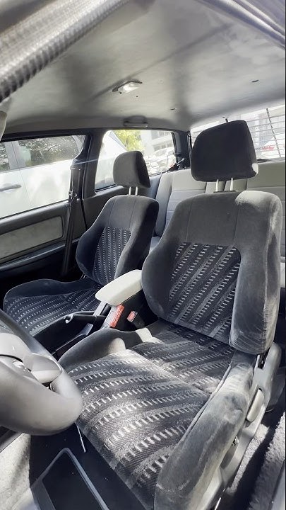 Civic Build Part 1: Prelude Bucket Seats! - YouTube