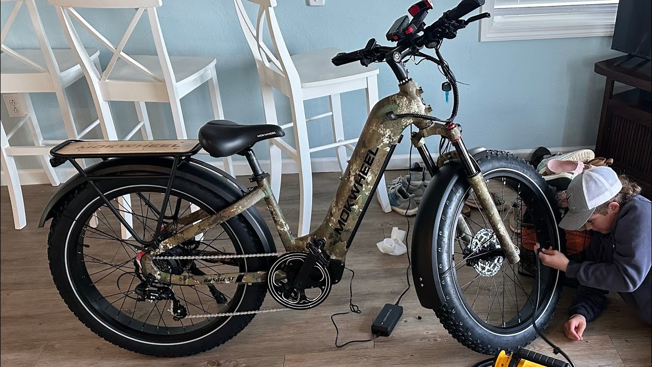 Mokwheel Basalt ST 2.0 Solar e-bike Unboxing & Assembly - YouTube
