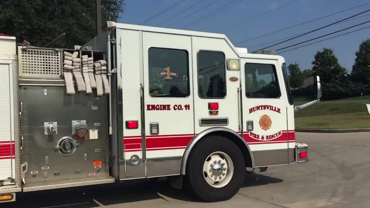 Huntsville Fire Rescue Engine 11 Responding - YouTube