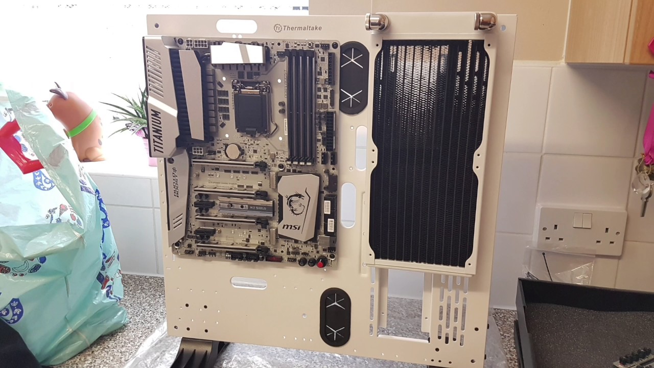 My first watercooled pc build - YouTube