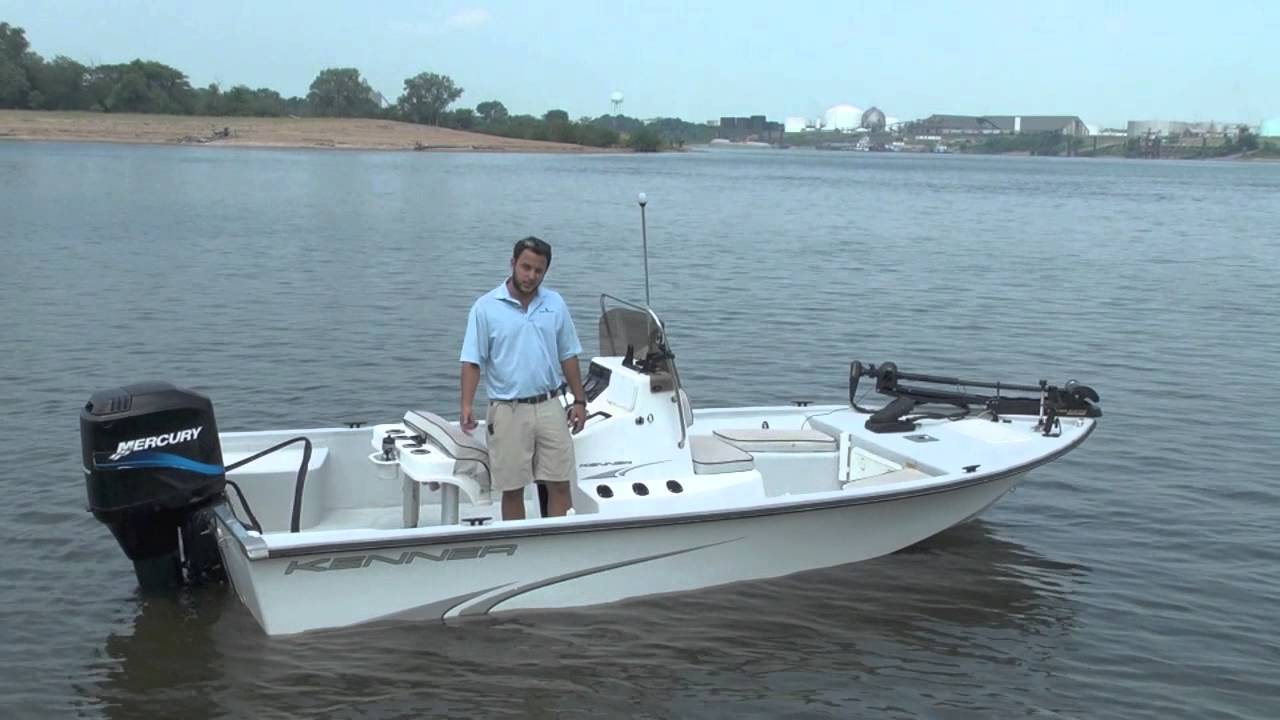 2002 Kenner 18 V-135 - YouTube