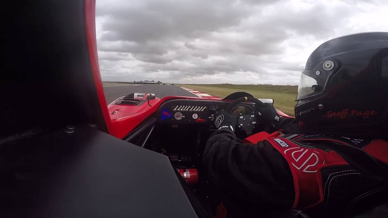 Geoff Page Racing MR1500T Zeus lap Record Bedford How Fast - YouTube