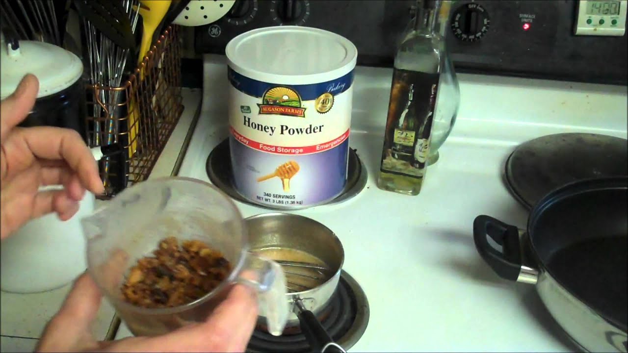 Food Storage: Rehydrating Honey Powder - YouTube