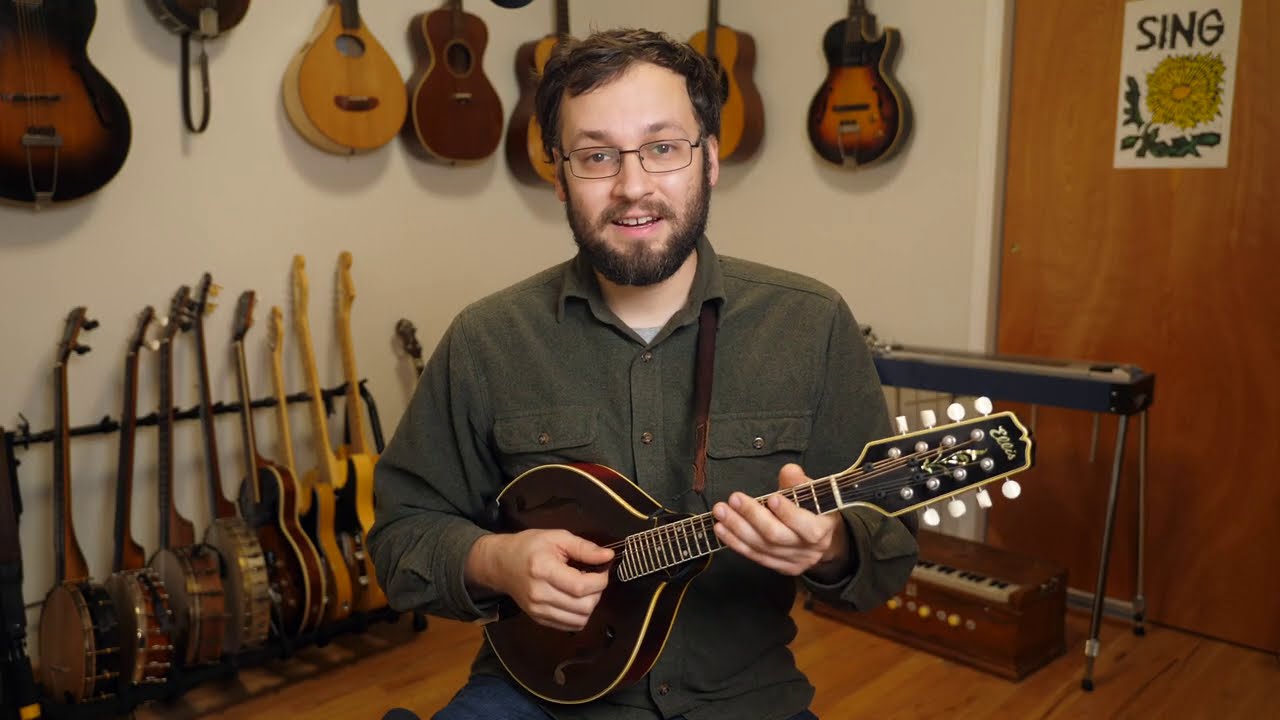 Get your Right Hand Moving for a Fuller Sounding Tune - Mandolin Lesson ...