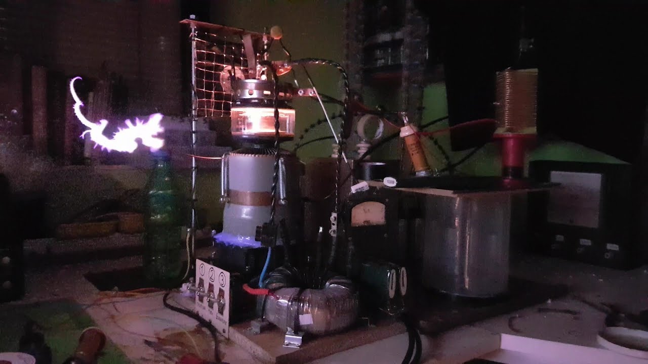 HF plasma flame from anode GU5B, only for fun :] - YouTube