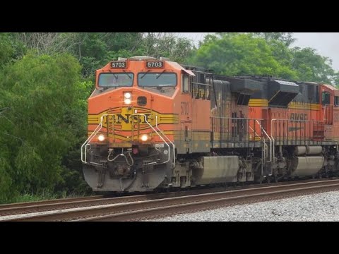 BNSF 5703 Leads a Northbound Coal train through West Point Tx - YouTube