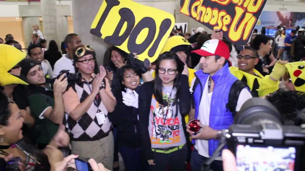 New York Comic Con Flash Mob Proposal 2011 - YouTube