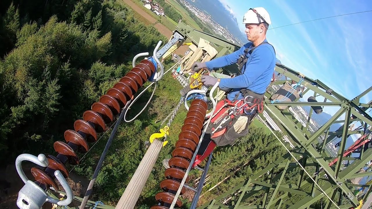 ÖBB Ersatzneubau 110KV Hochspannungsleitung Abspannmast - YouTube