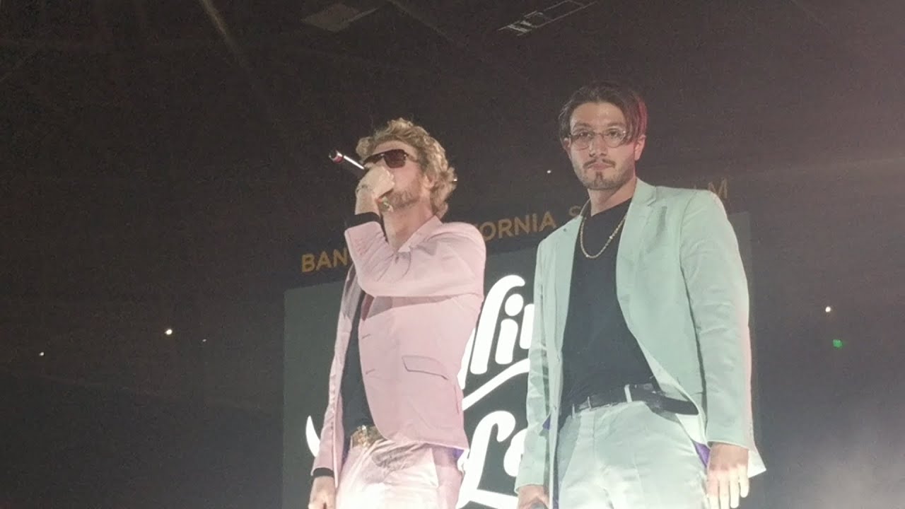 bbno$ & Yung Gravy (Live at Rolling Loud LA 2019) - YouTube