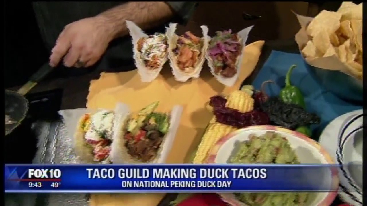 Fox10 National Peking Duck Day - YouTube