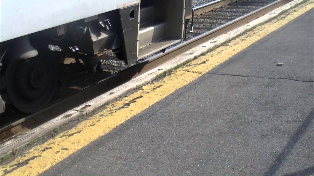 Me talking to the BEST ENGINEER ON the MBTA!! Cabcar 1512!! - YouTube