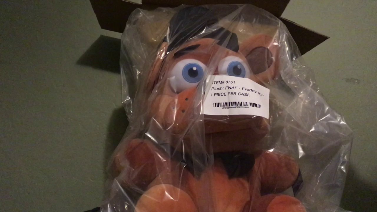 NEW FNaF Freddy Plush 22" Inch Unboxing & Reviewing! - YouTube
