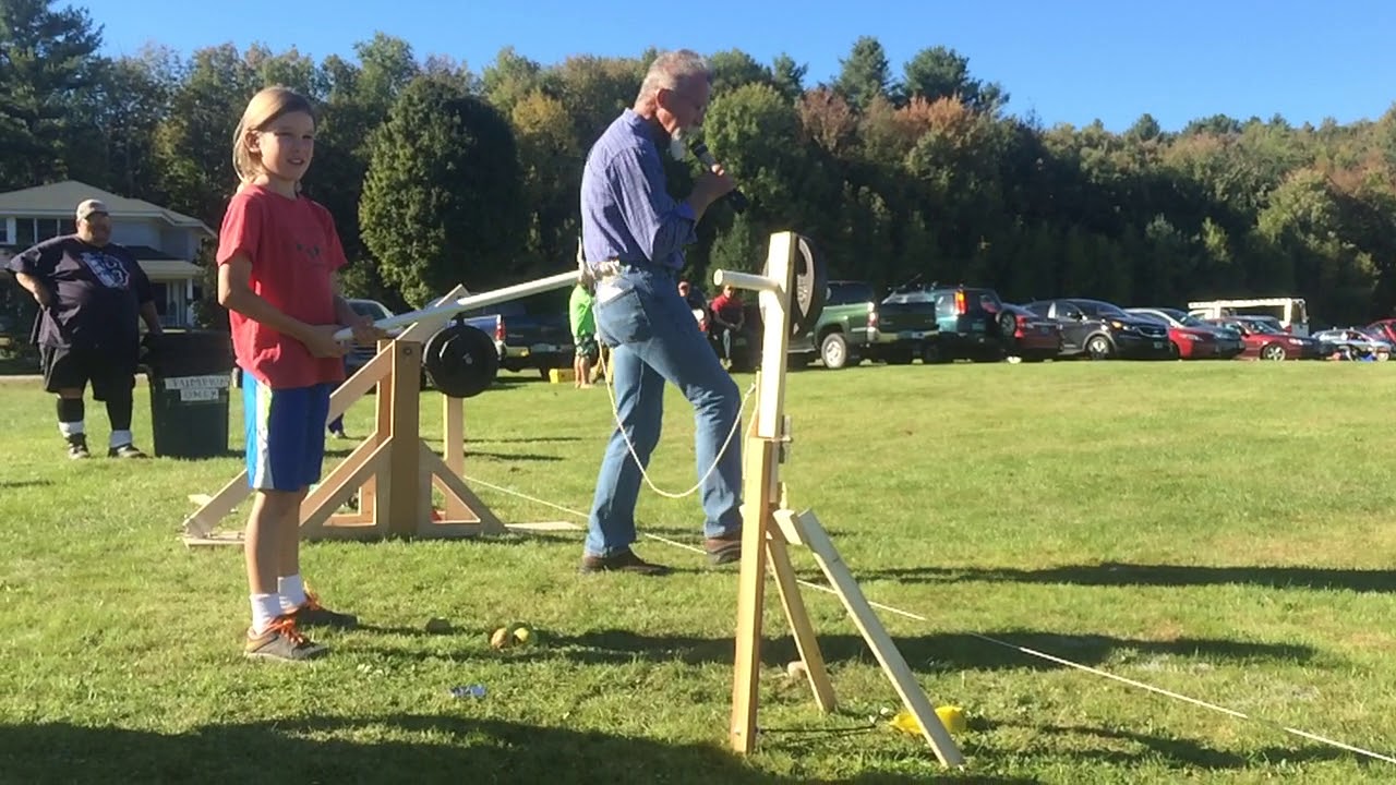 Walking Arm Trebuchet: 2nd Generation - YouTube