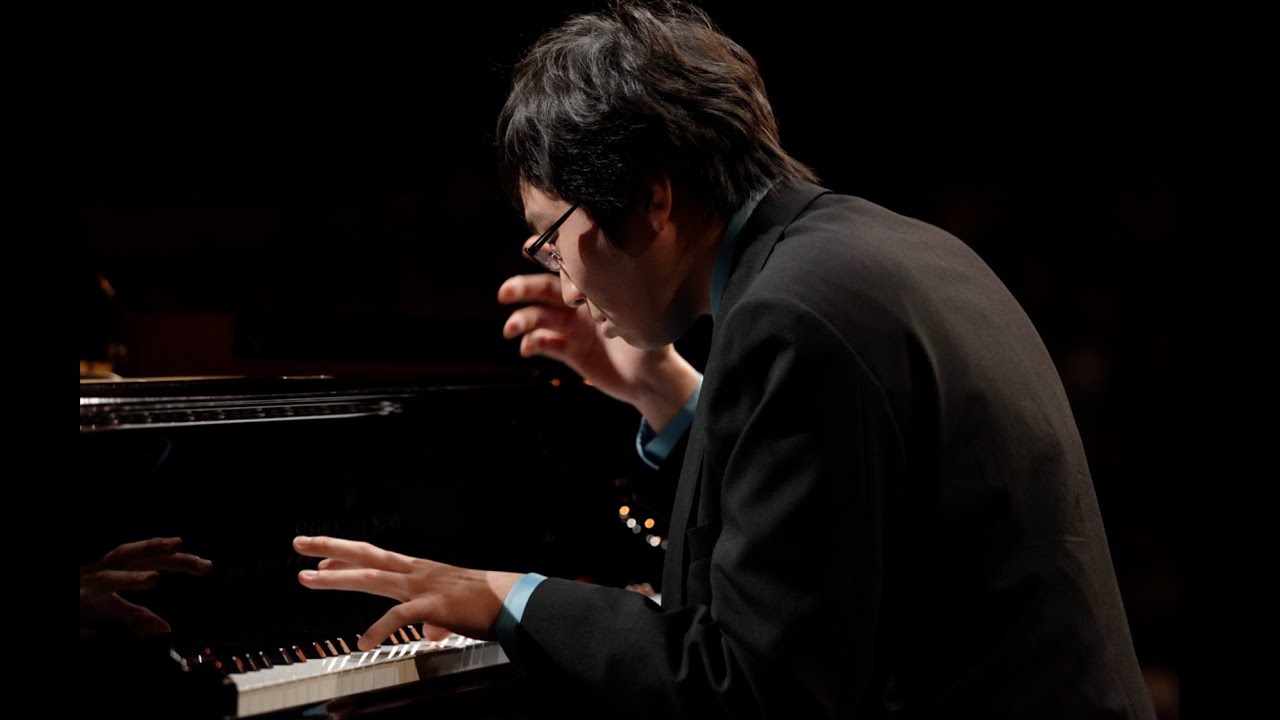 MOZART Variations on a Minuet by Duport - Tomoki Sakata, 2013 Cliburn ...