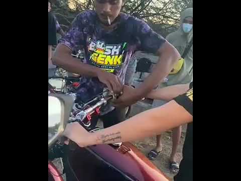 STORY WA RX KING || STORY CEWEK CANTIK NAIK RX KING