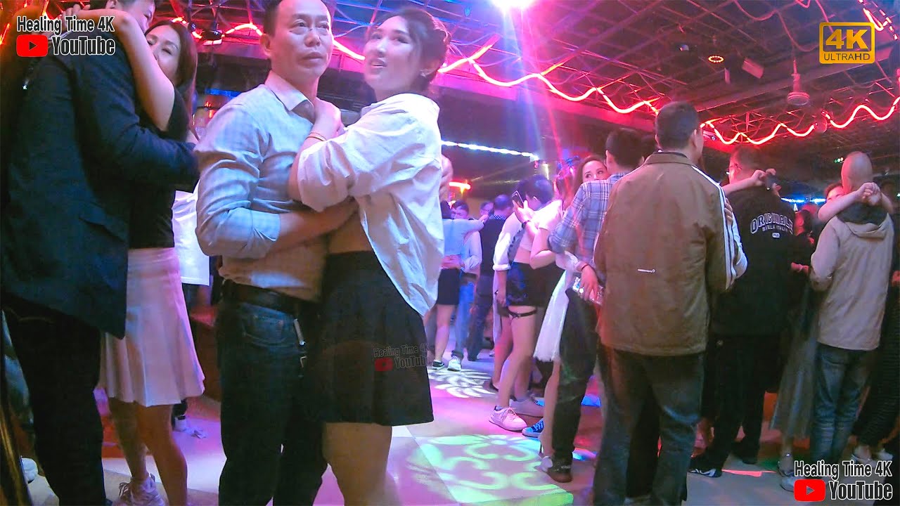 May 18, 2024 Chongqing Dance Hall, a paradise for men and a bank for ...