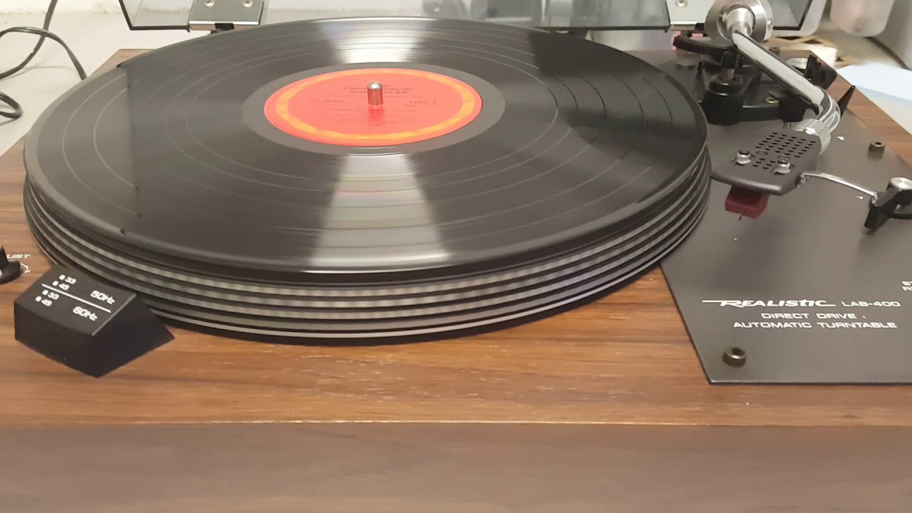 Realistic Lab 400 Turntable - YouTube