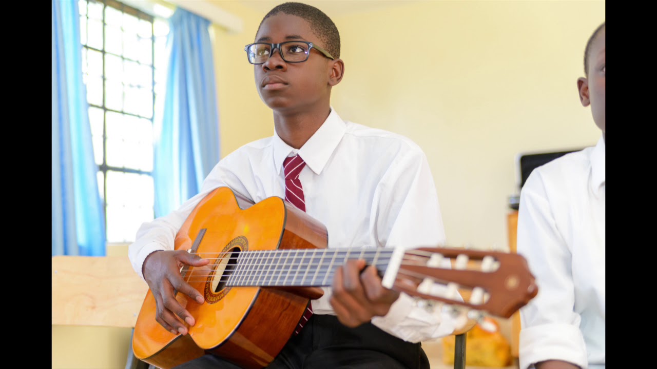 St. Hannah's high school and primary school - YouTube