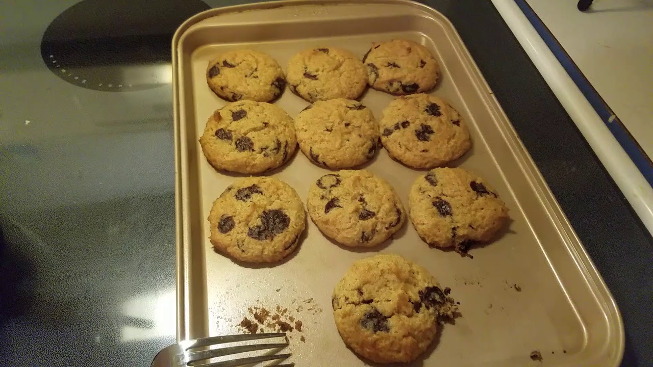 THM chocolate chip cookies- So good!! - YouTube