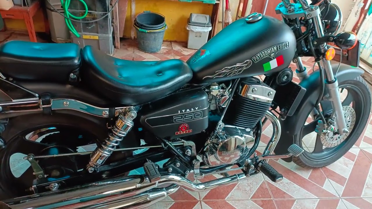 Memanaskan Benelli Pe 250 dipagi hari.. - YouTube