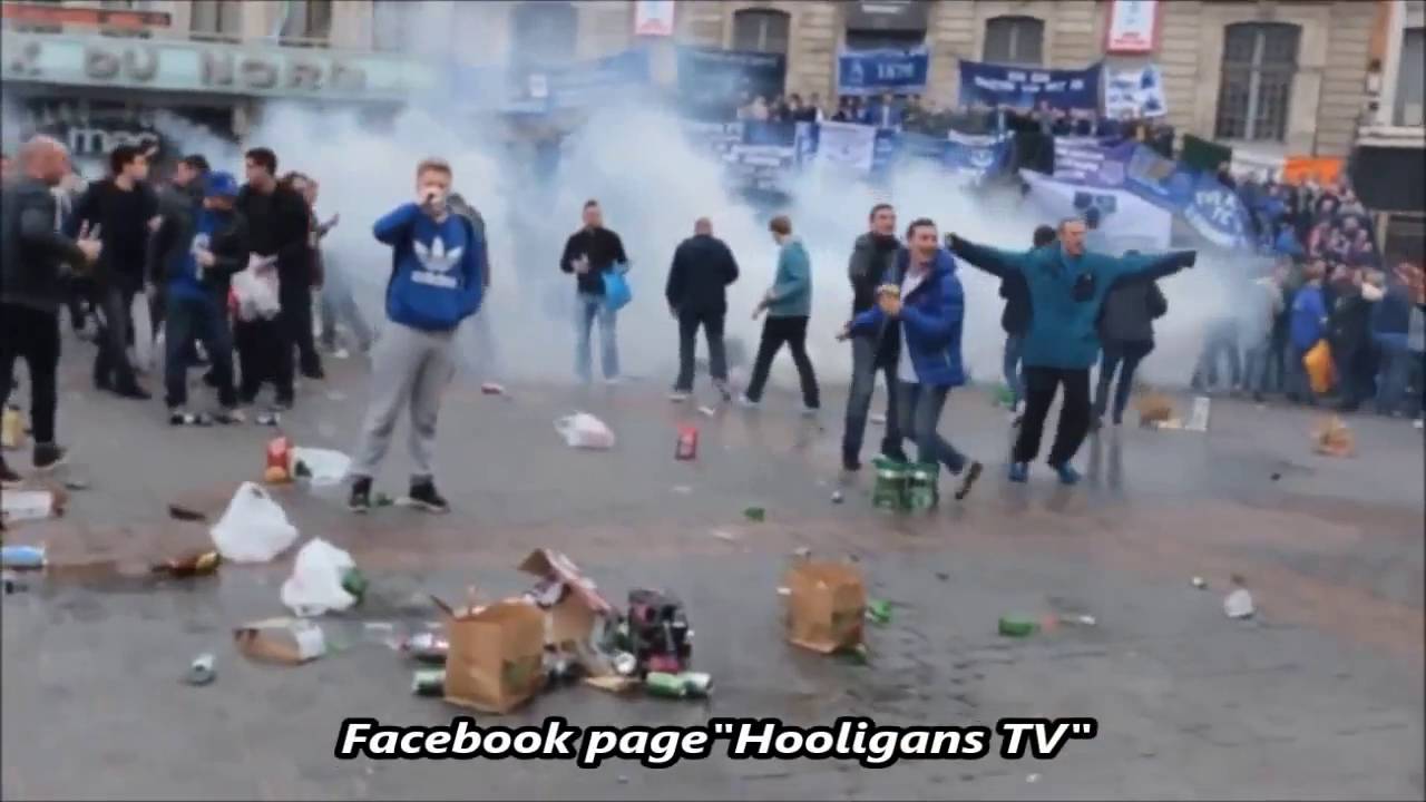 Everton Hooligans vs police - Fights before match - YouTube