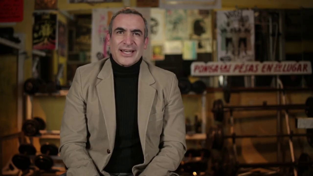 Por la máscara en Space | Pedro Navor - YouTube