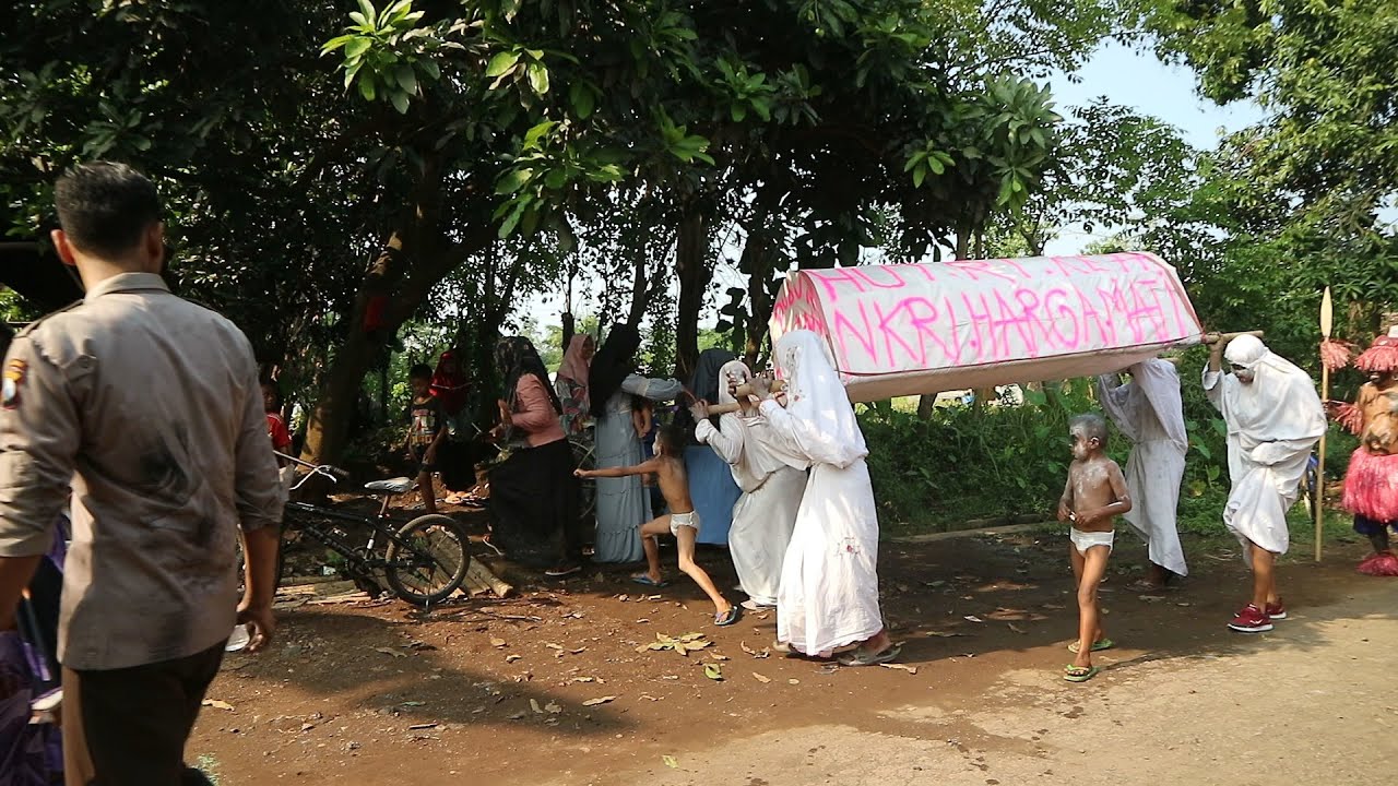 BANYAK WARGA KETAKUTAN DI KEJAR SETAN TUYUL POCONG - YouTube